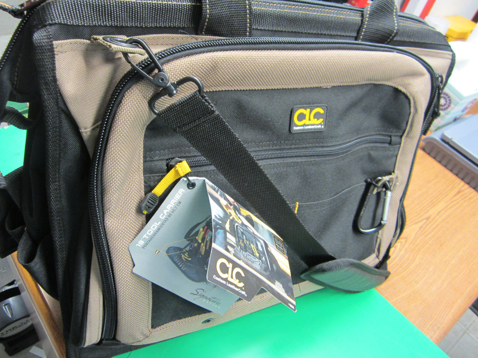 CLC CUSTOM LEATHER CRAFT 18" MULTI-COMPARTMENT TOOL CARRIER, – hitpros ...